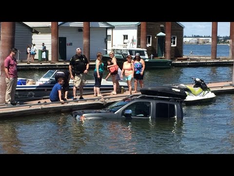Boat Ramp Fails That Didn't Go The Way You Wanted Them To, Ruining Your ...