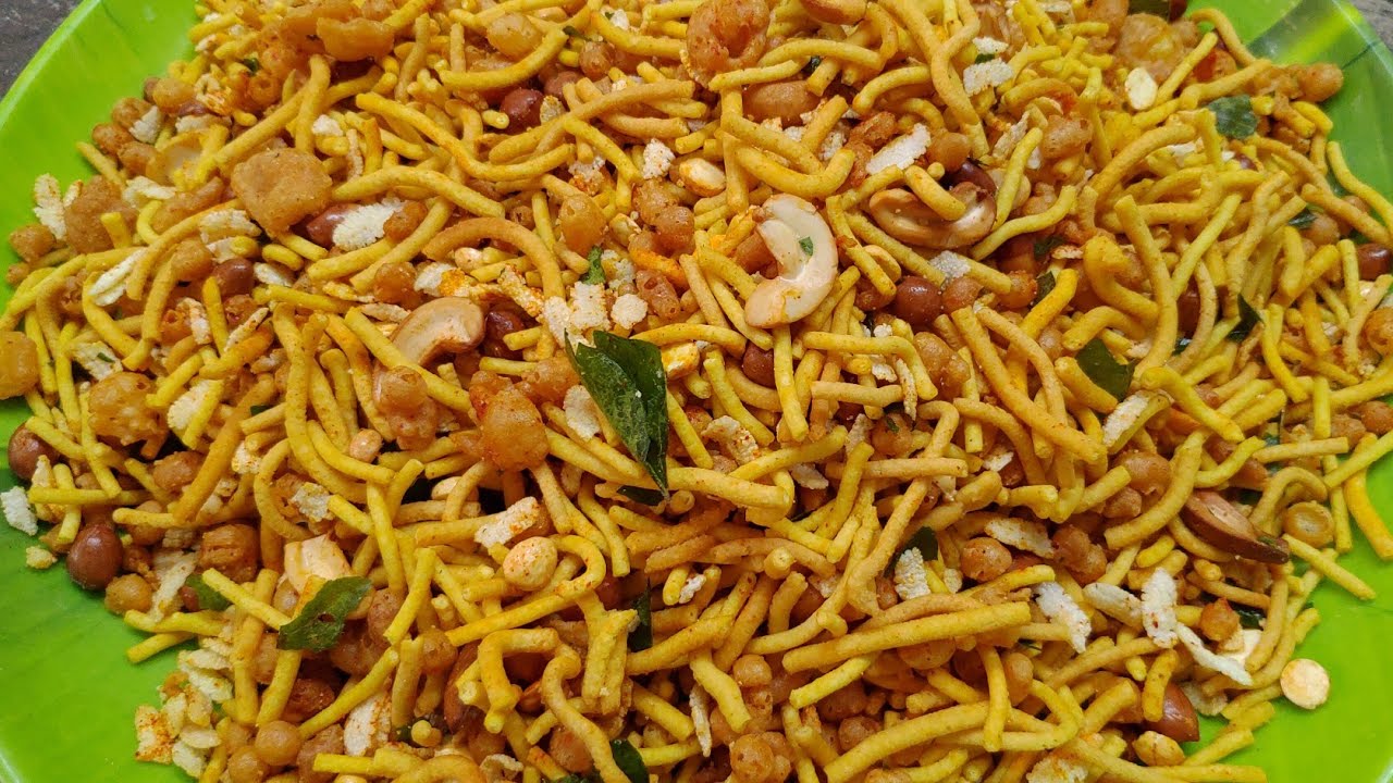 ಬೆಕರಿಗಿಂತ ಚೆನ್ನಾಗಿರುತ್ತೆ ಈ ಮಿಕ್ಸಚರ್, ಮನೆಯಲ್ಲಿರುವ ವಸ್ತು ಬಳಸಿ ಮಾಡಿ ...