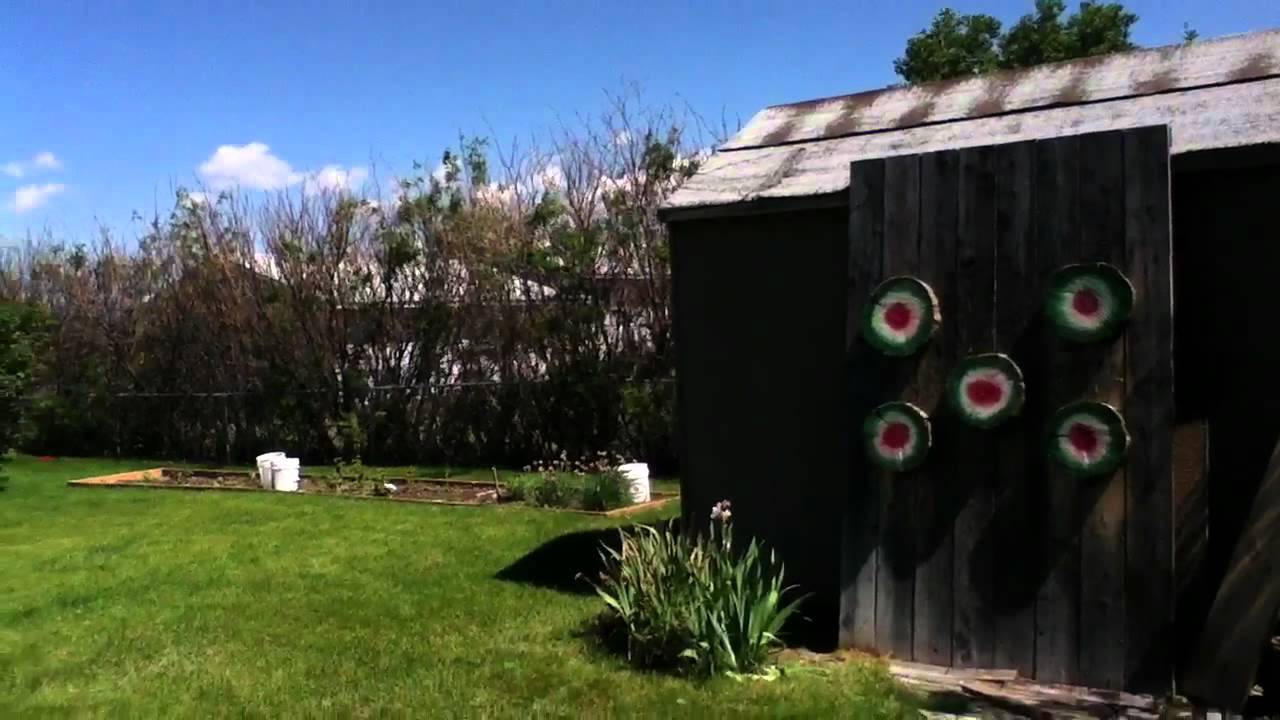 Throwing knife frisbee - YouTube