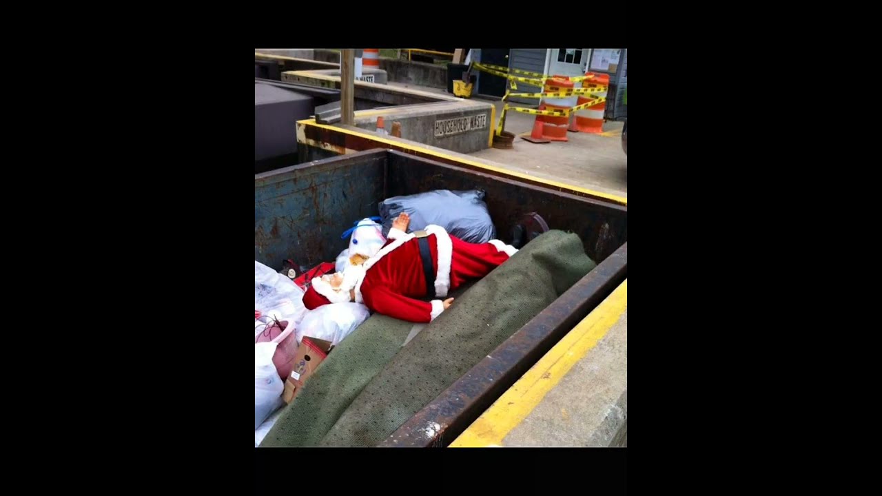 abandoned and destroyed Santa animatronics part 2 - YouTube