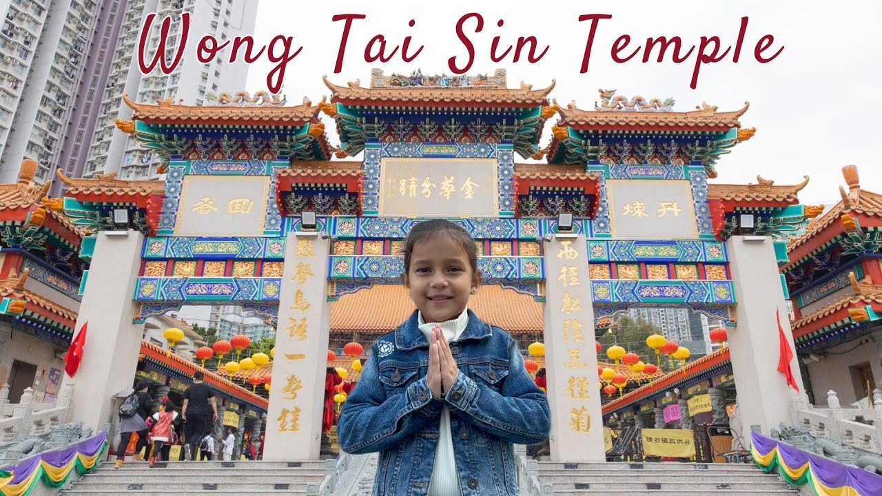 Inside the Temple of Fortune Telling in Hong Kong - YouTube