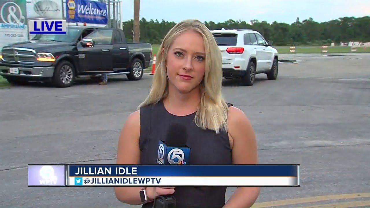 Pilot killed in Stuart Air Show crash identified - YouTube