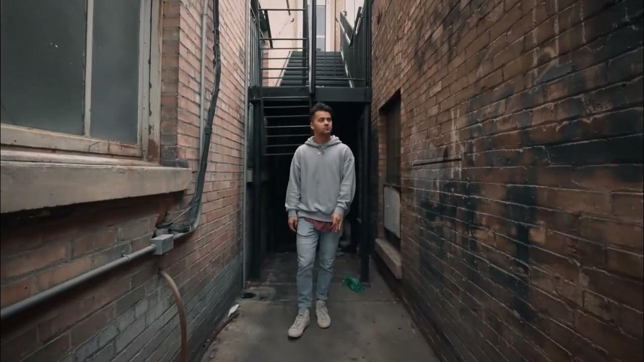 3D Camera Tracking Animation - YouTube