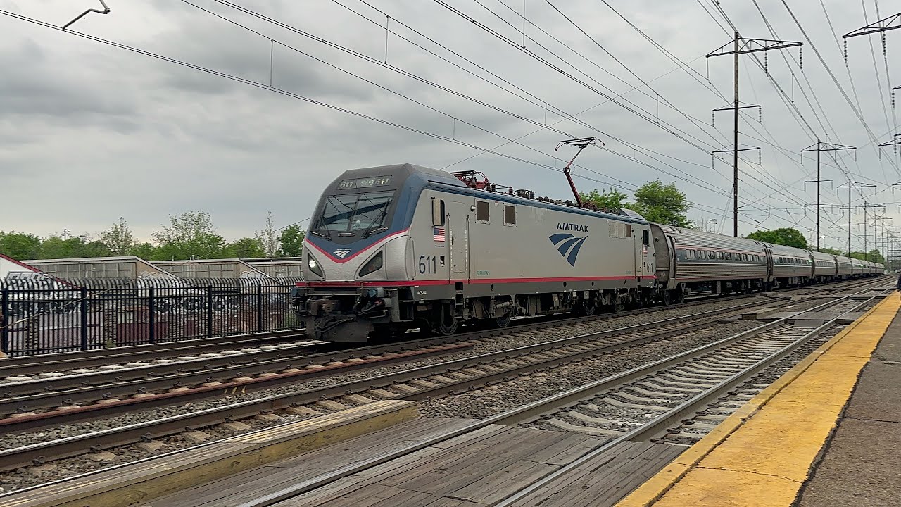 [4K/HDR]: Amtrak Northeast Regional train 178 speeds past Jersey Ave ...