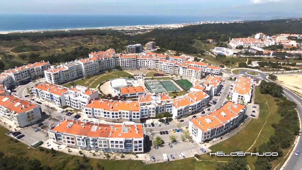 Aerial view of Quinta do Texugo April 2016 (Parrot Bebop 2 Drone) - YouTube