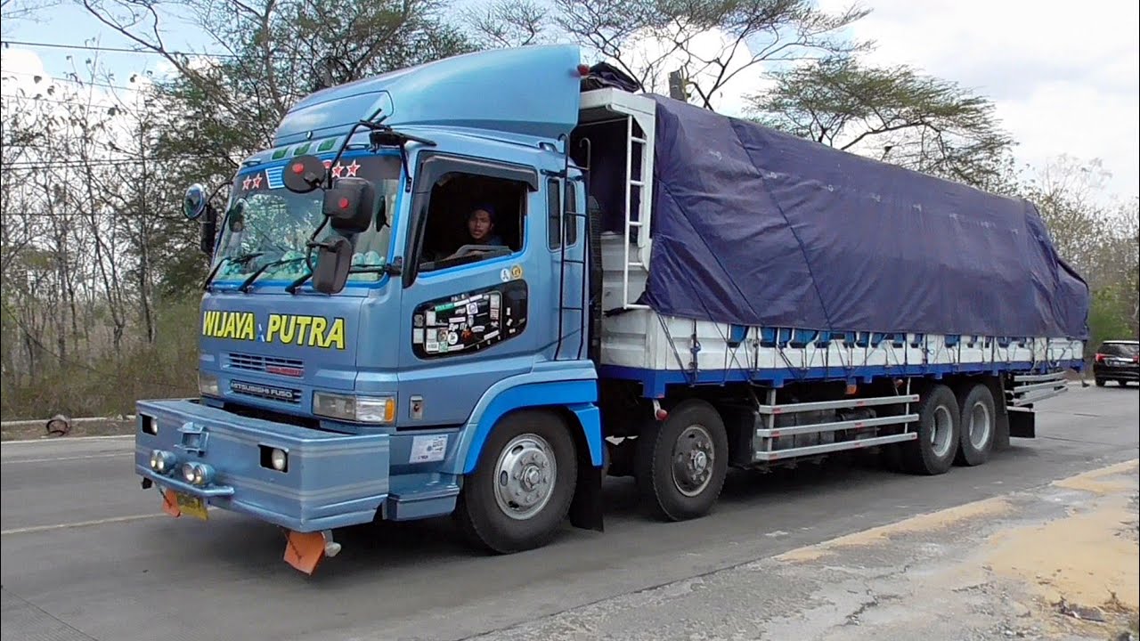 Kompilasi Truk Built up Mbois (2) - YouTube