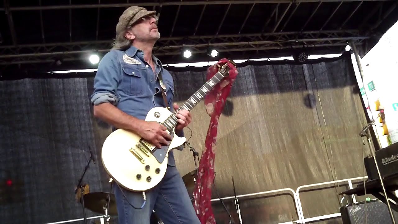 The Muggs - "Gonna Need My Help" - Live at Dally In The Alley - Detroit ...