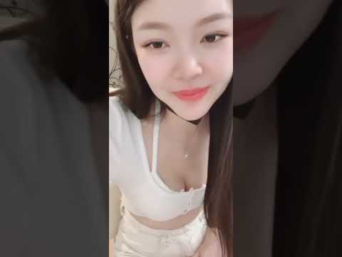 726 #periscope #livestream #stunning #vlog #prettygirls #live #broadcast #popular #cute #model