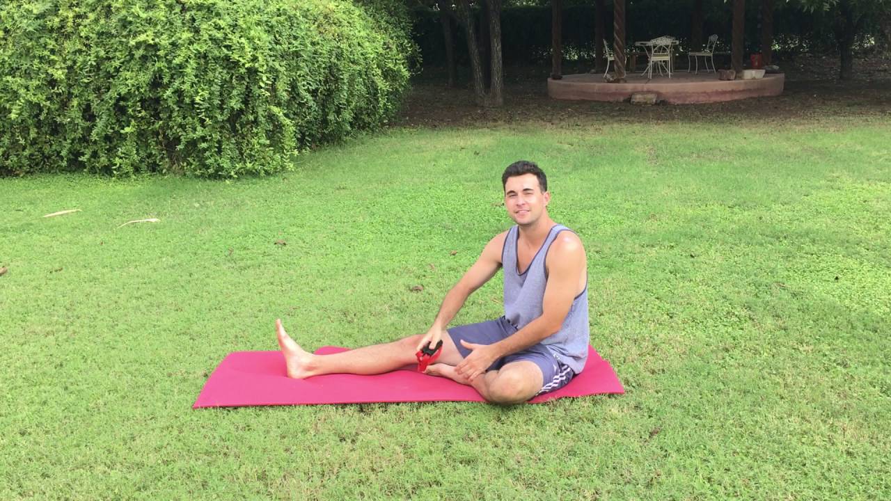 Iso-Bow - The Best Hamstring Stretch Ever - YouTube