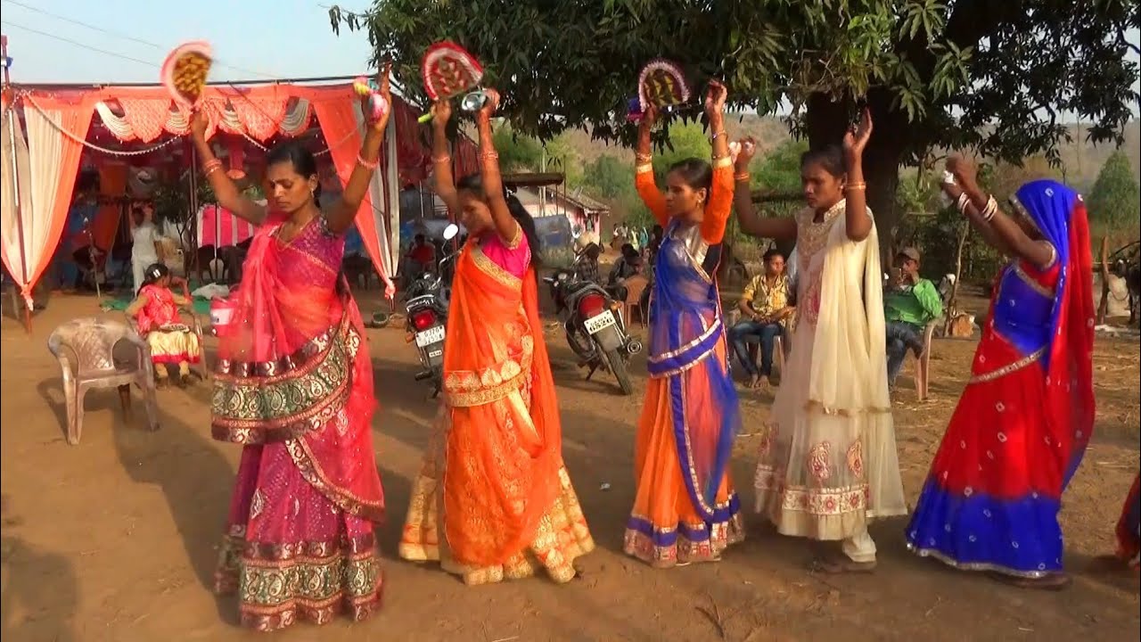 મારી દિકુ પારકે પાટલે બેસવાની સર્જન બારીઆ New Timli Dance Video 2020 ...