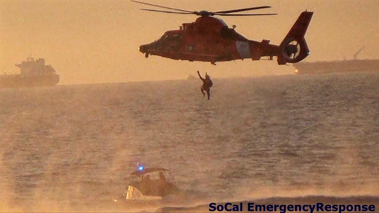 USCG & LACoFD Lifeguard Rescue Demonstration (x2) - YouTube
