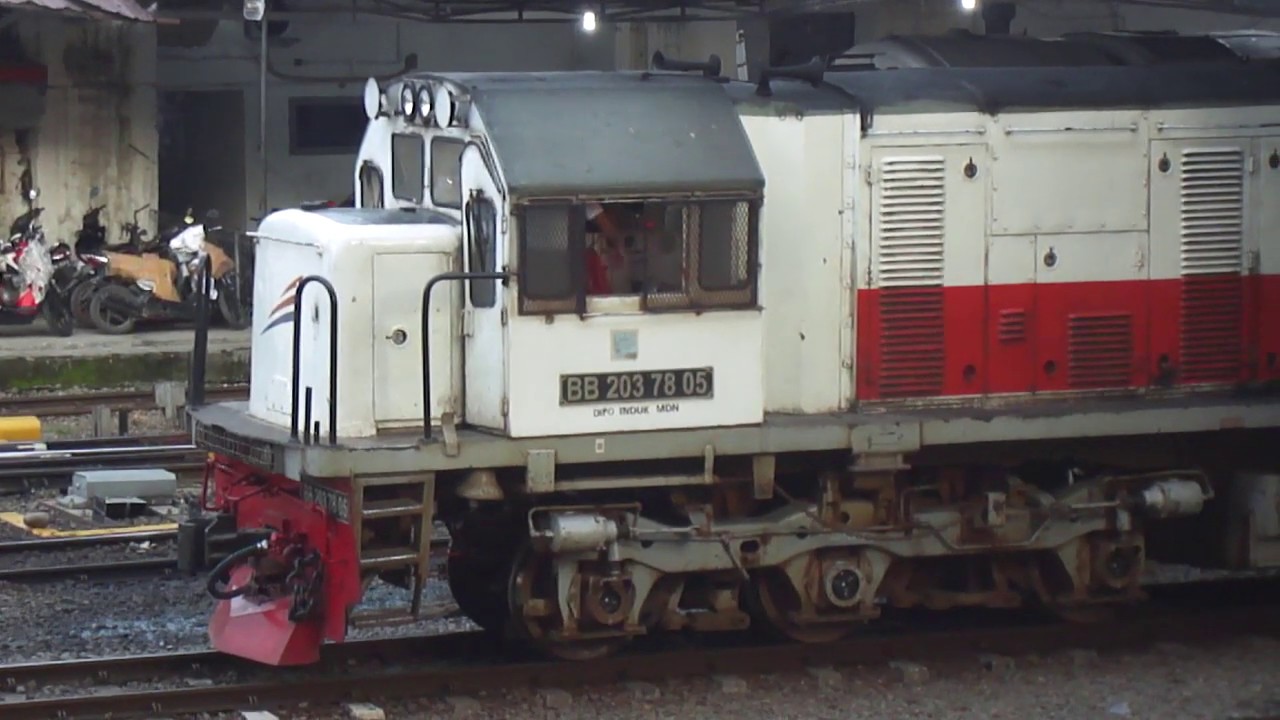 BB 203 78 05 Ngebullllls - YouTube