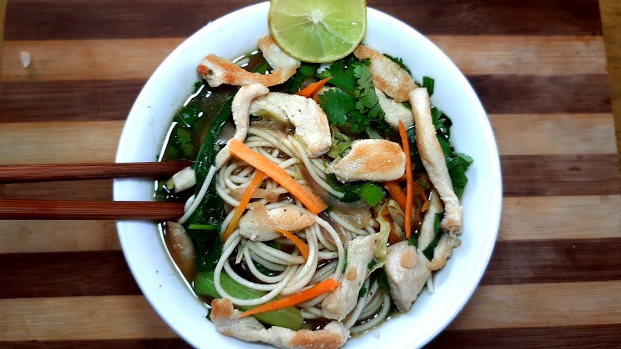 Chicken Thukpa | Chicken Noodle Soup | How To make Tibetan Thukpa ...