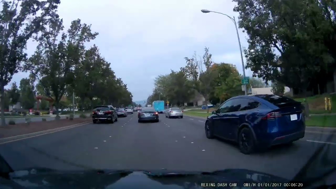 Bay Area Fail Driving Presents: Tesla Driver 7PSW111 blocking traffic ...