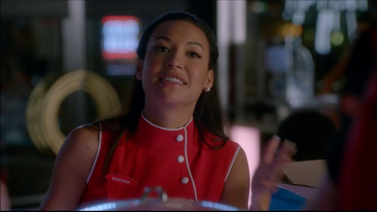 Glee - Kurt Starts Working At The Spotlight Diner and Makes A Pact With ...