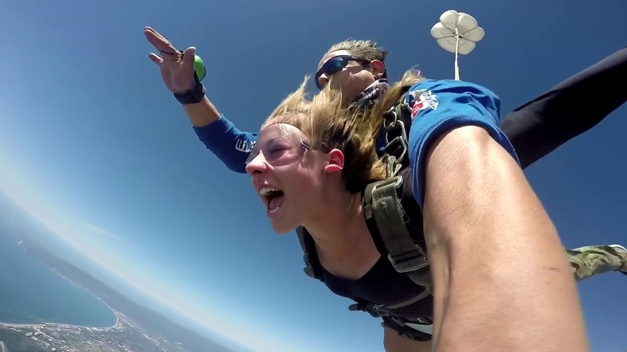 Skydiving for 18th Birthday! - YouTube