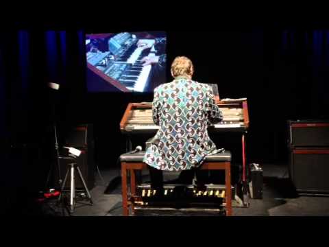 Theatre Organ Medley. Tim Flint,Nottm Organ Society - YouTube