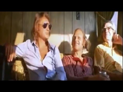 Johnny et Lee Halliday en Oklahoma (1971) - YouTube