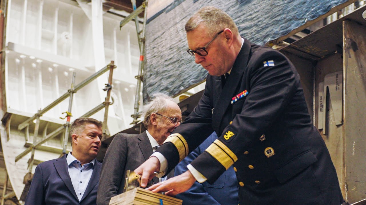 Pohjanmaa-luokan kölinlasku | The Pohjanmaa-class keel laying - YouTube