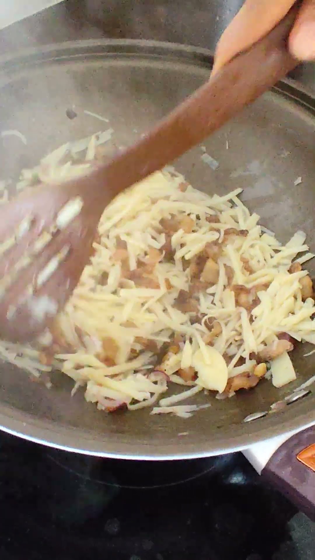 adobo nga rabong besshy. #foodie #sistersbonding #foodbuddy - YouTube