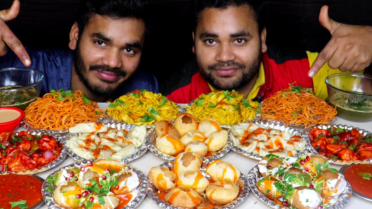 5 MINUTE INDIAN STREET FOOD EATING CHALLENGE | |CHOWMEIN, MOMOS ...