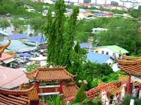 Muara Tebas Temple (Ching San Yen -- 青山岩) - YouTube