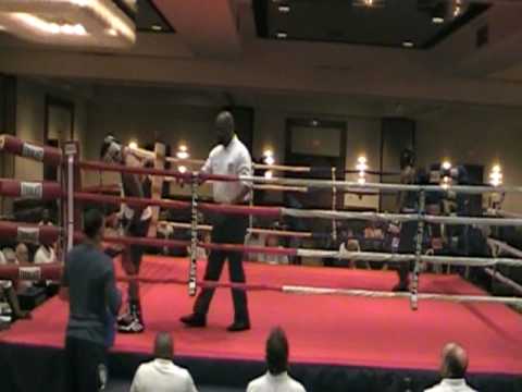 132 lbs Derrick Murray vs Douglas Brandon Rd 1 (1 of 4) - YouTube