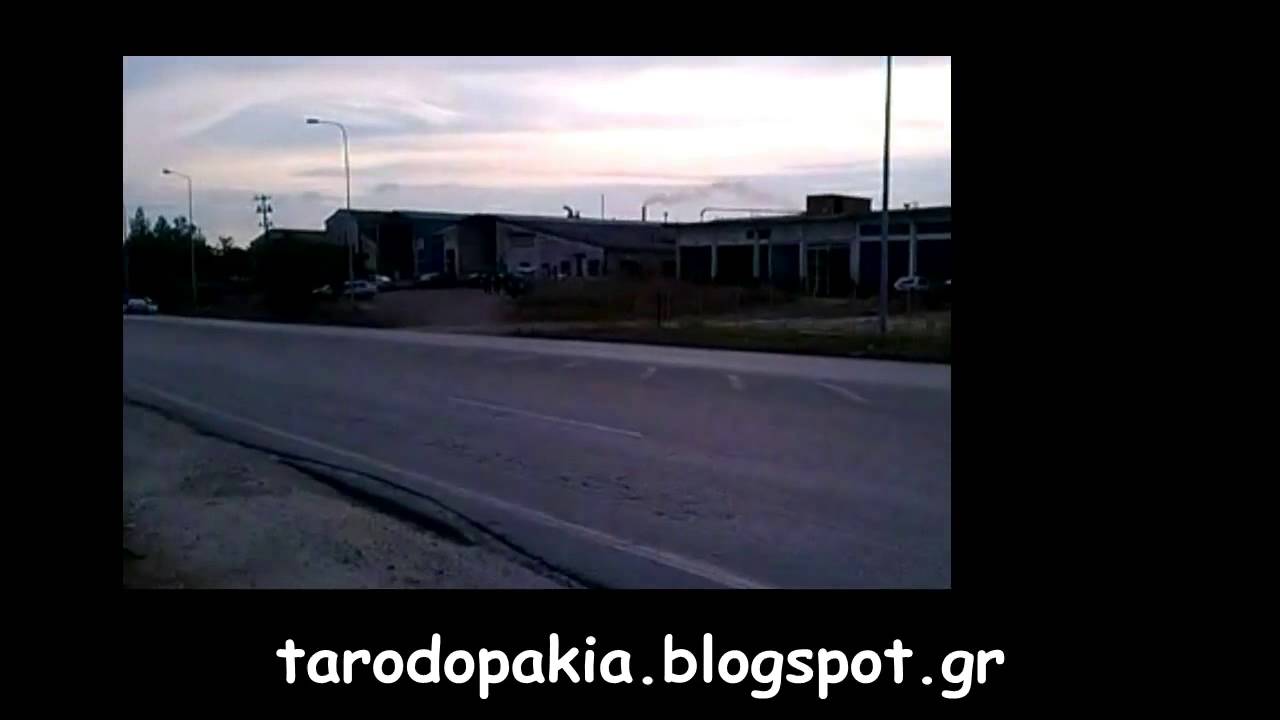 ΣΥΛΛΗΨΗ ΜΠΡΟΣΤΑ ΣΤΗΝ ΚΑΜΕΡΑ ΣΤΗΝ ΚΟΜΟΤΗΝΗ - YouTube