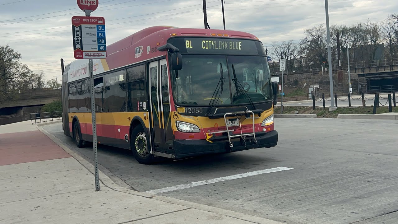 MTA MARYLAND : New flyer 2013 NFI XDE60 #12085 Citylink blue Westgate ...