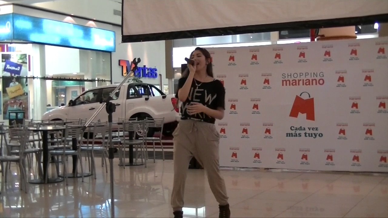 Sofia Sanabria - Stay with me - YouTube