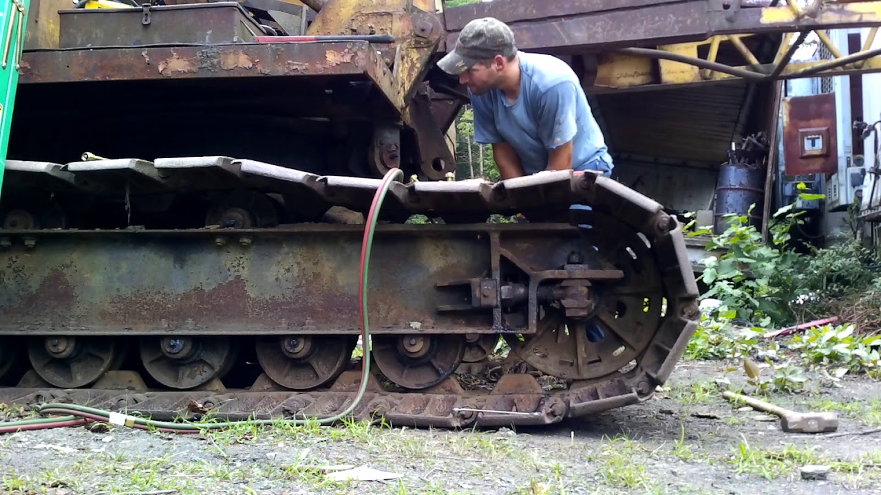 Lima Dragline Adjusting the tracks - YouTube