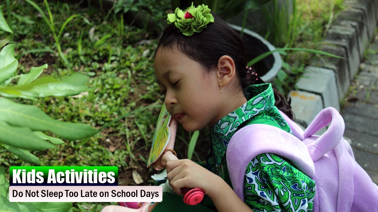 Do Not Sleep Too Late on School Days | Aqilla's Diary - YouTube