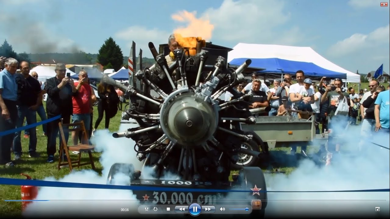 Shvetsov AS-62 Radial Engine start and running - YouTube