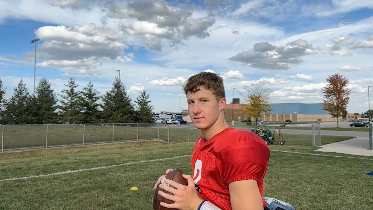 2023 Player of the Week (7): Carroll QB Jimmy Sullivan - YouTube