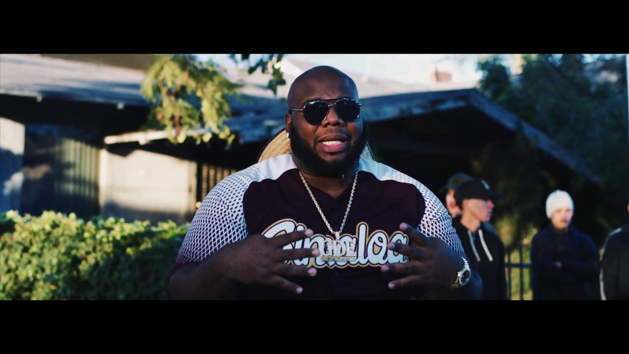 Billionaire Burke - Bust Em Out The Pack (Official Music Video) - YouTube