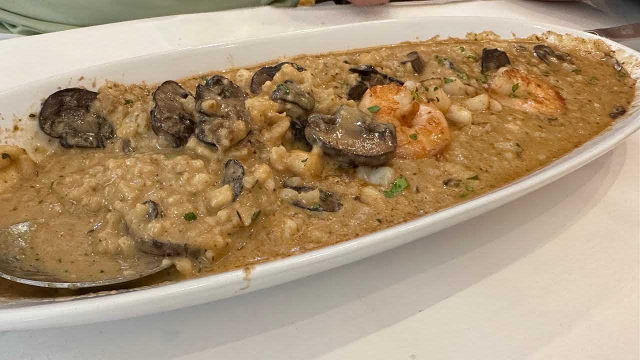 Glimpse Italian Food l Shrimp and Scallop Risotto - YouTube