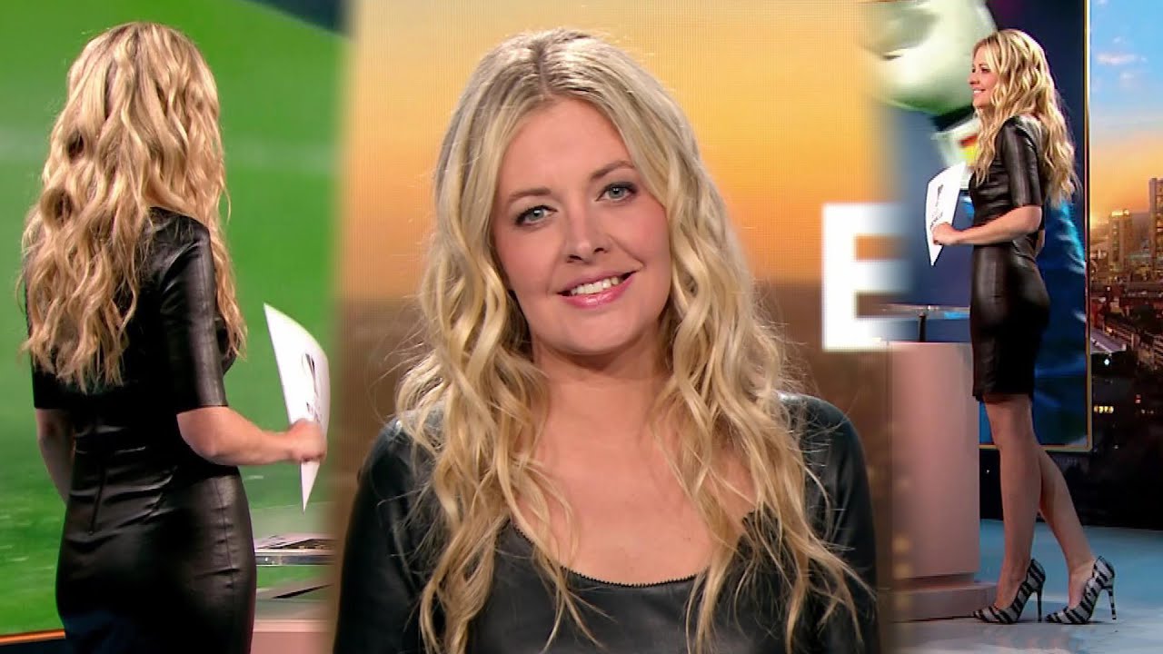 CARINE GALLI POUR L'EUROPA LEAGUE MAGNIFIQUE DANS UNE ROBE EN CUIR ...