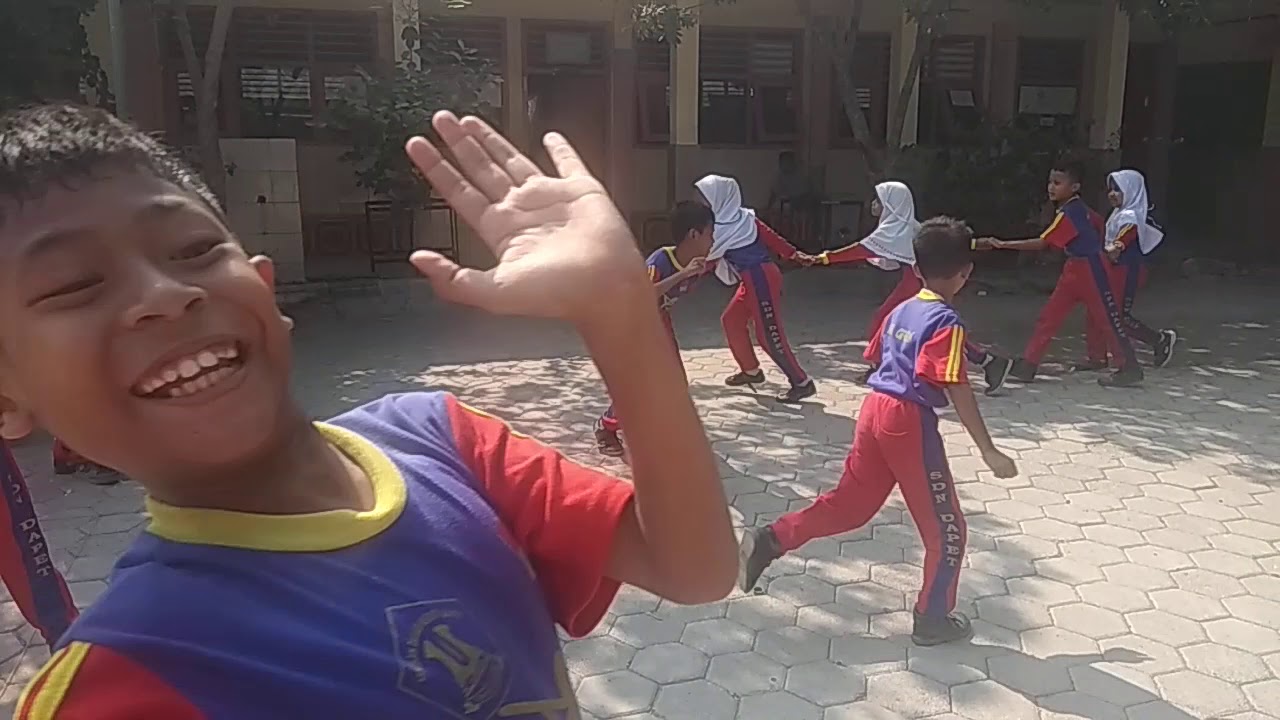 Permainan Menjaring ikan - YouTube