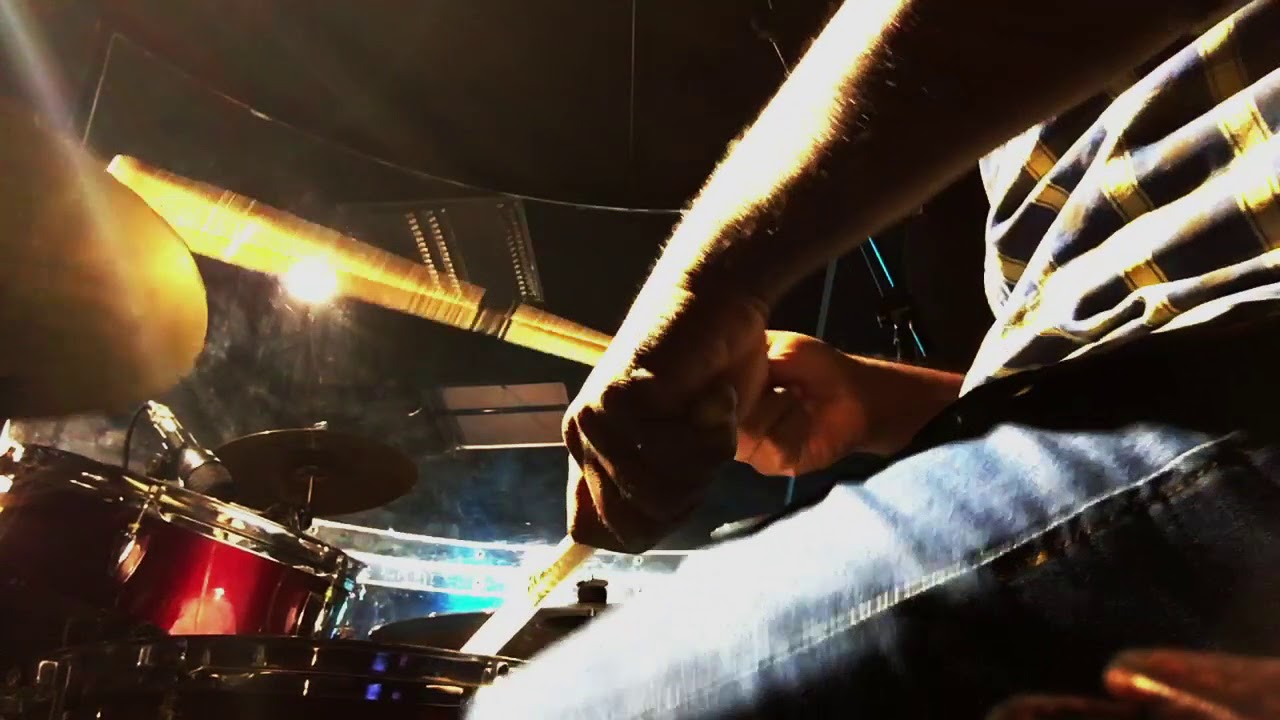 Kurt Carr - We Lift Our Hands In The Sanctuary (Drum cover) - YouTube