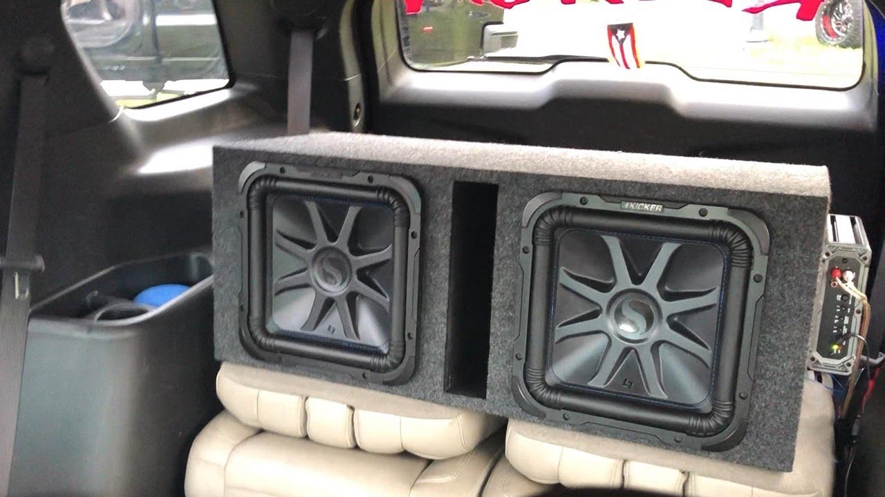 4 KICKER SQUARE SUBS PLAY HARD!? - YouTube