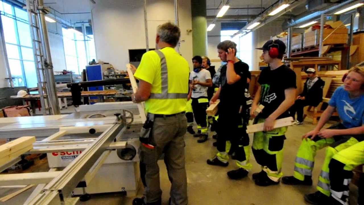 Bygg og anleggsteknikk hos Tangen vgs - YouTube