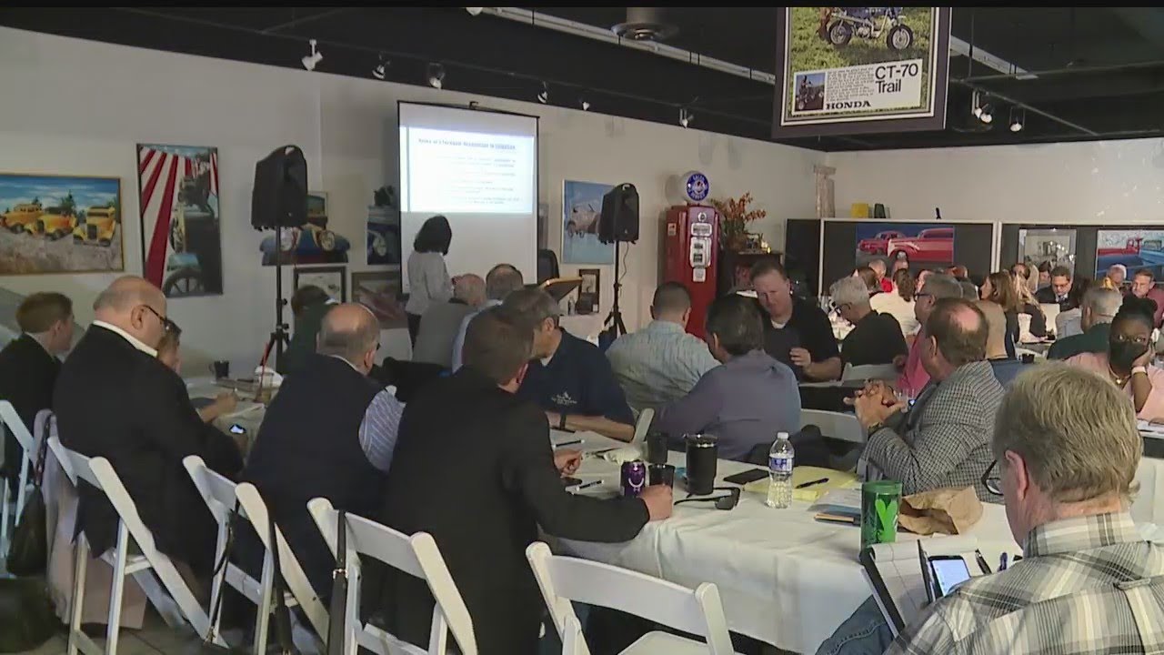 Local seminar offers continuing education for lawyers - YouTube