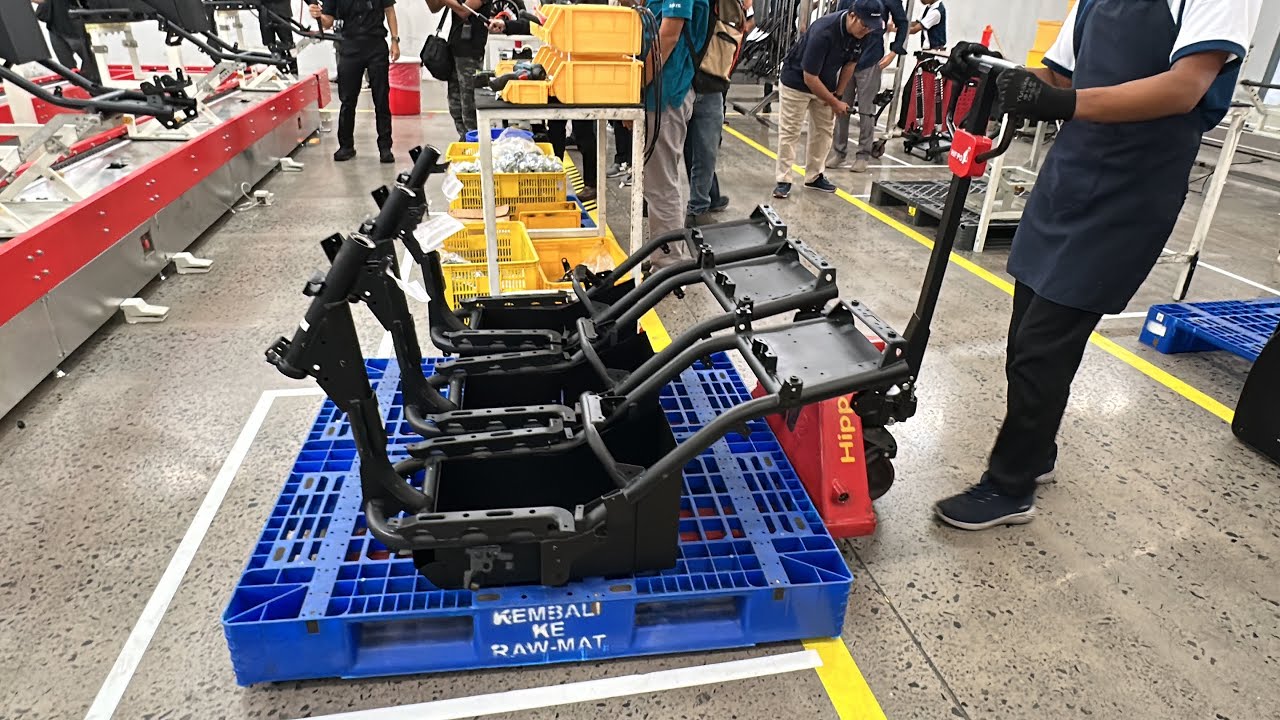 CARA RAKIT MOTOR LISTRIK POLYTRON FOX LANGSUNG DARI PABRIKNYA..!! - YouTube