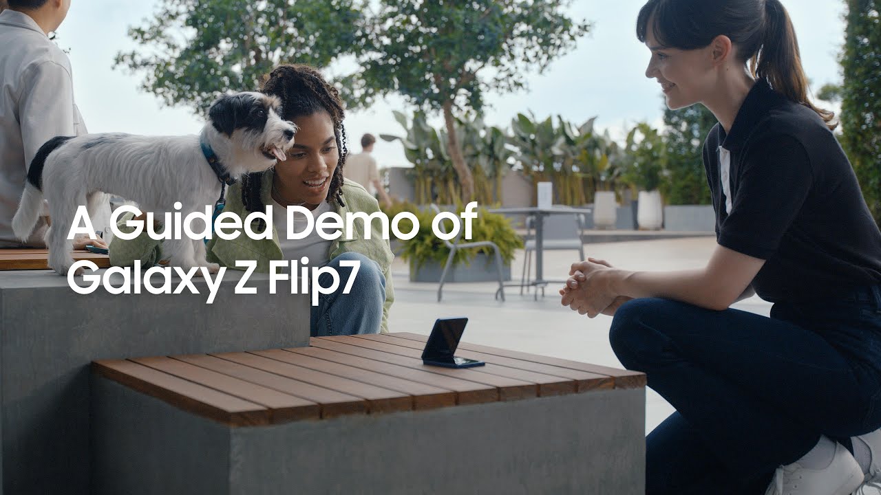 A Guided Demo of Galaxy Z Flip7 | Samsung - YouTube