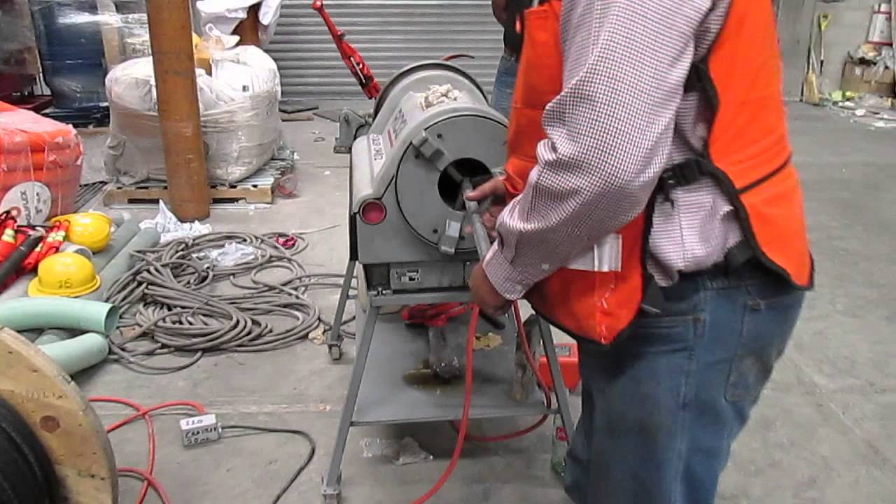 MAQUINA ROSCADORA RIDGID 1224 TALLER CHAIREZ (ESTRUCTURAS, PORTONES Y ...