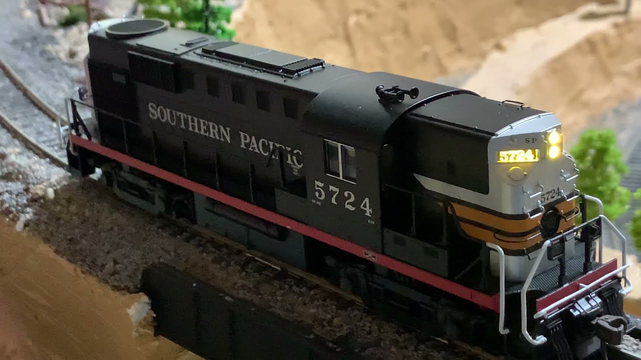 HO Scale Atlas RS-11 DCC Sound Diesel Locomotive SP SOUTHERN PACIFIC ...