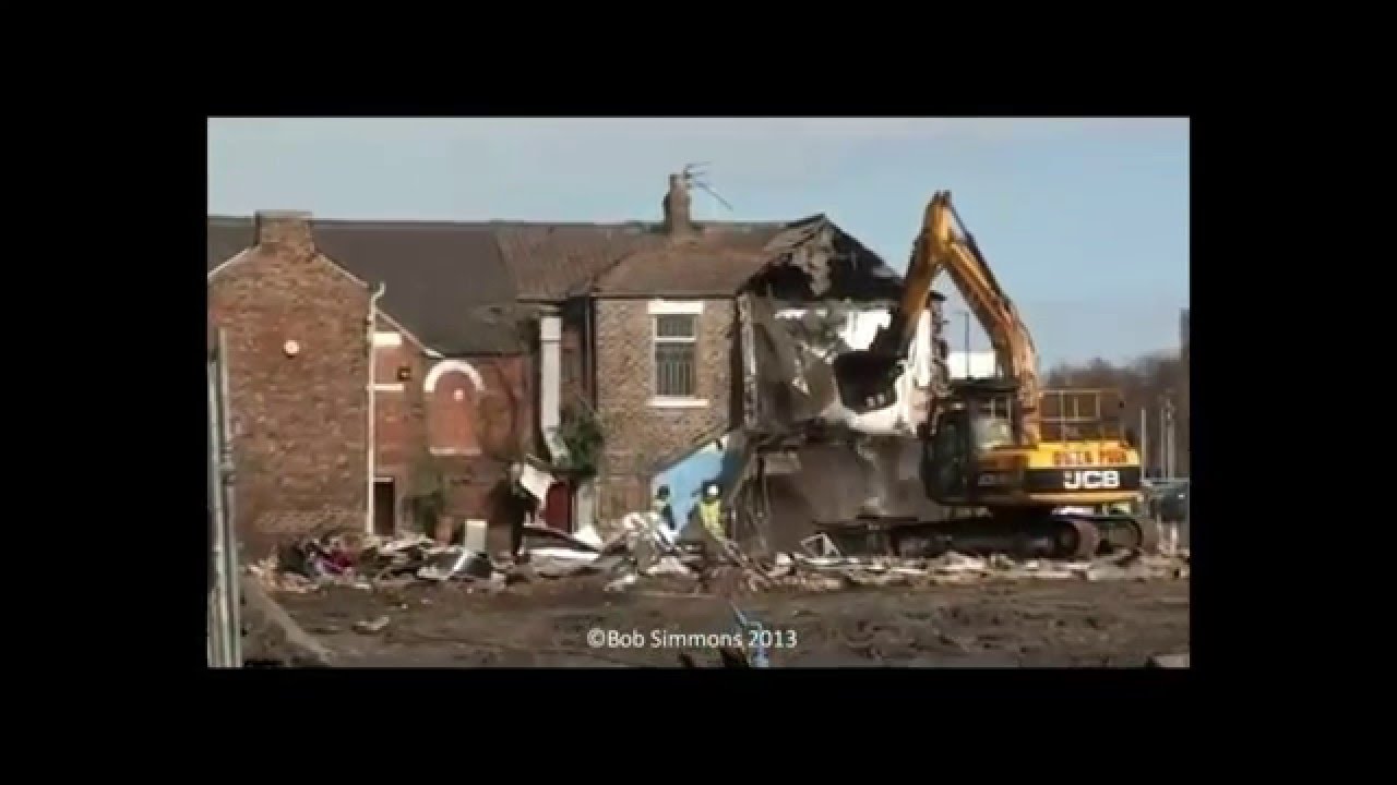 Morrisons Store Demolition - YouTube