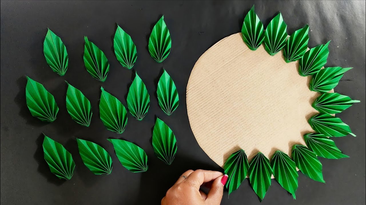 chart paper craft/class decoration/class decoration ideas easy/wall ...