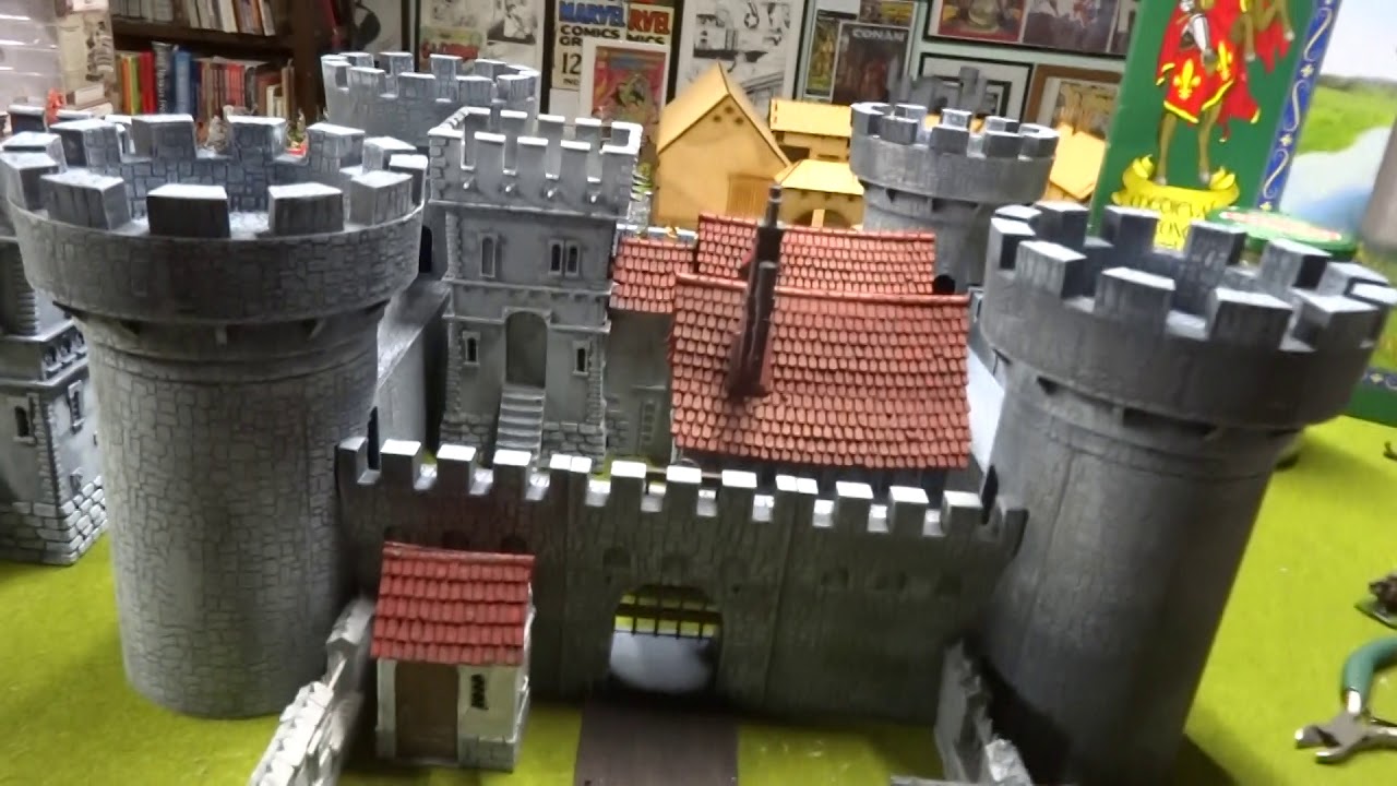 Bob's From the Basement 10/5/2018, IMEX Castle Build, more drybrushing ...
