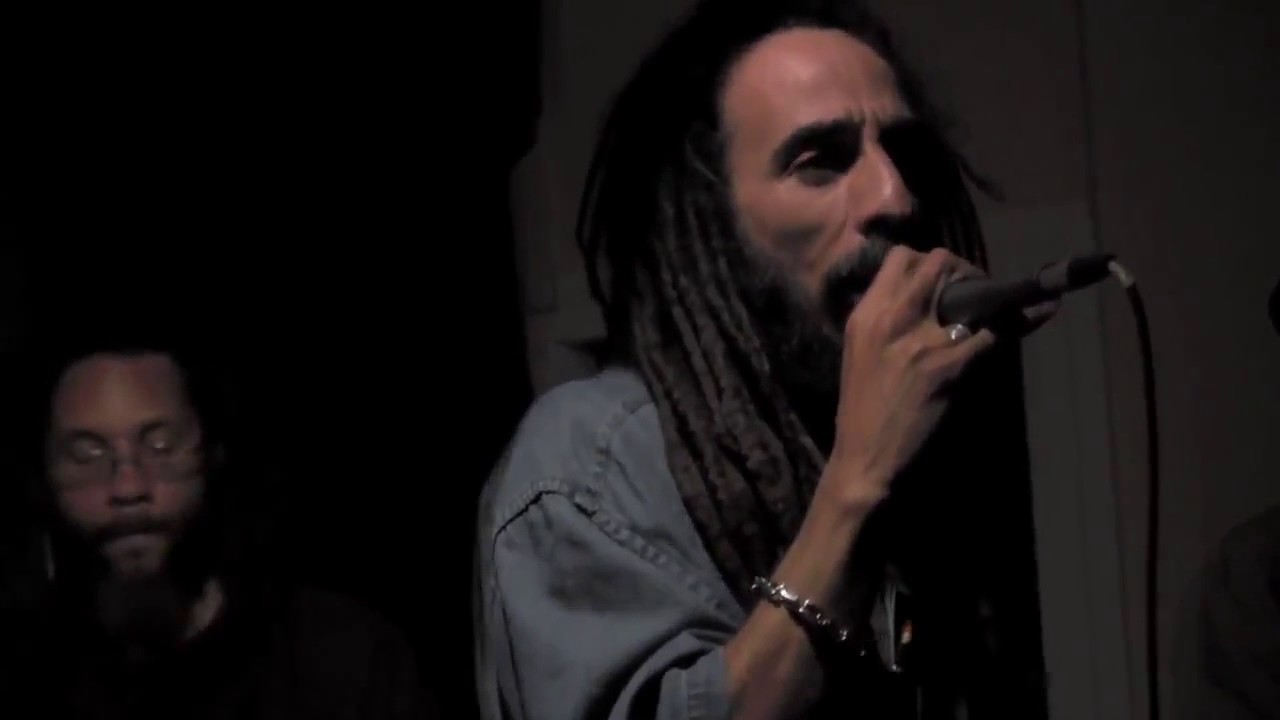 Danny I Weak at the Foundation LIVE Virgin Islands REGGAE - YouTube